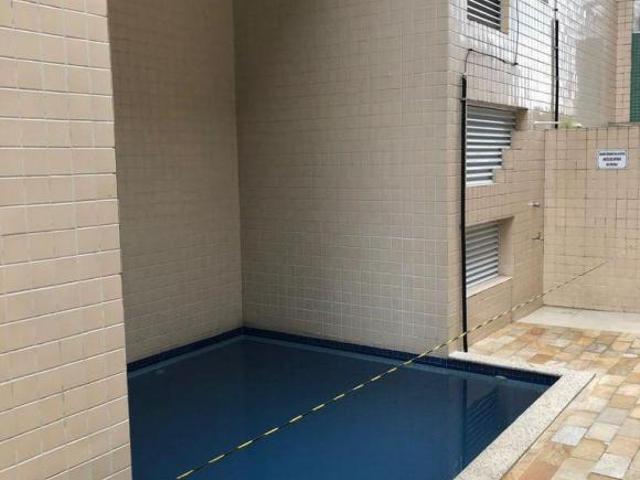 Apartamento mobiliado à venda no Canto do Forte, em Praia Grande SP
