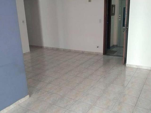 Apartamento mobiliado à venda no Canto do Forte, em Praia Grande SP
