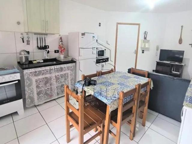 Apartamento mobiliado à venda no Centro de Ubatuba!