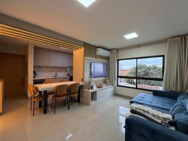 APARTAMENTO MOBILIADO À VENDA NO ED. RESIDENCIAL MANHATTAN REGIÃO CENTRAL DE APUCARANA