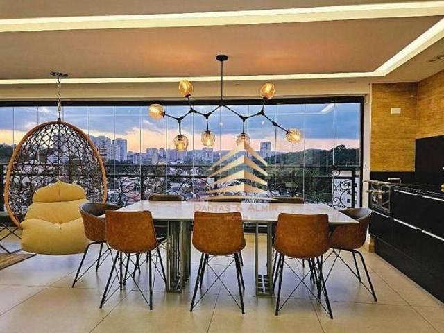 Apartamento Mobiliado à venda no Edifício Barcelona com 3 quartos 2 vagas em Frente ao Bosque Maia