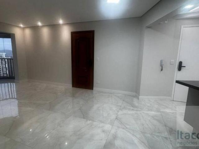 Apartamento mobiliado à venda no Edifício Lotus