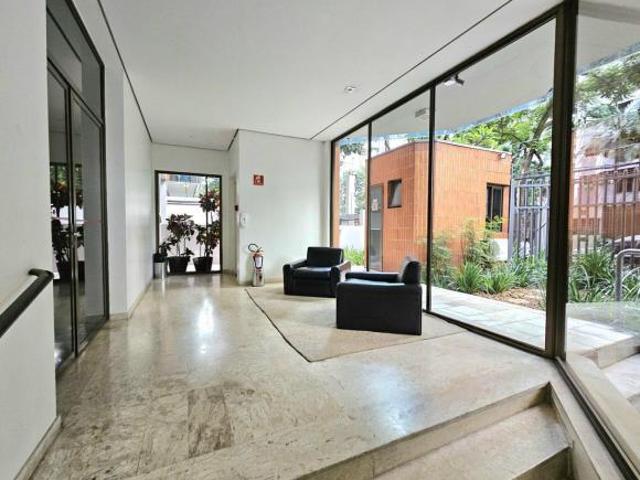 Apartamento Mobiliado à Venda no Itaim Bibi