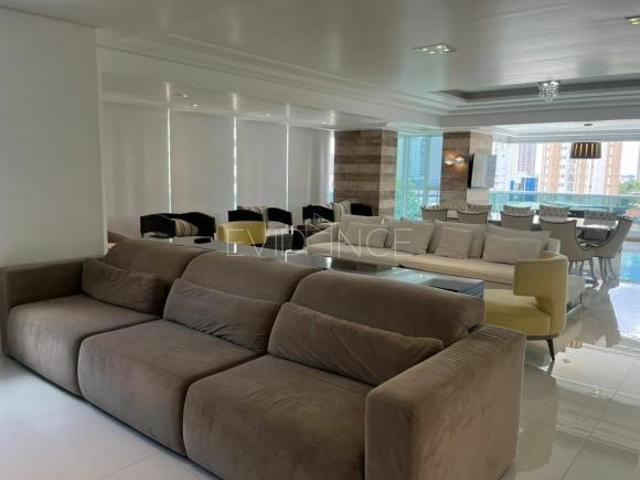 Apartamento mobiliado à venda no Jardim Anália Franco com 244 metros