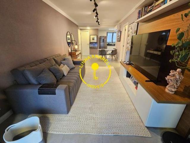 Apartamento mobiliado à venda no Jardim Guedala