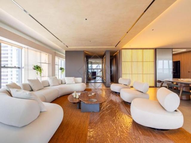 Apartamento mobiliado à venda no Le Rêve Cambuí em Campinas/SP