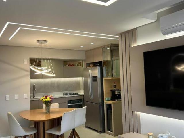 Apartamento mobiliado à venda no Life Park Condomínio Clube