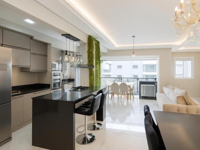 Apartamento Mobiliado à Venda no Royal Park – Alphaville / Barueri