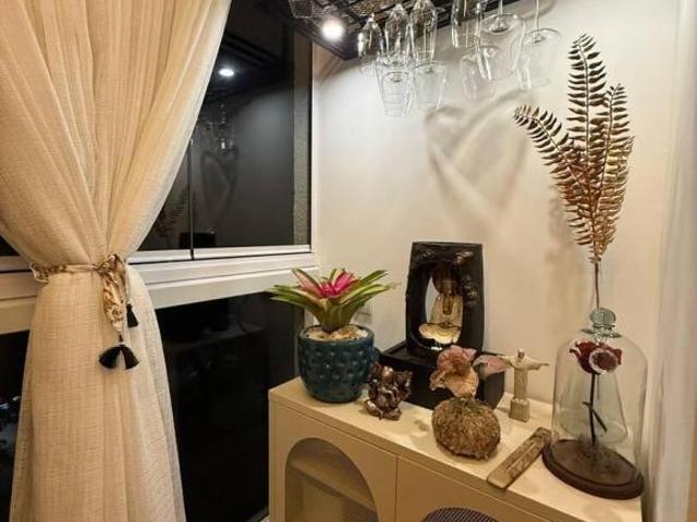 APARTAMENTO MOBILIADO À VENDA – PRONTO PARA MORAR!