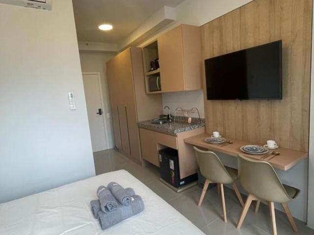 Apartamento mobiliado, apenas 1 quadra do metrô e shopping Sta Cruz