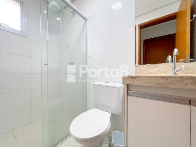Apartamento Mobiliado De 3 Dormitórios Para Venda e Locação No Ed. Fênix Próximo à Santa Casa