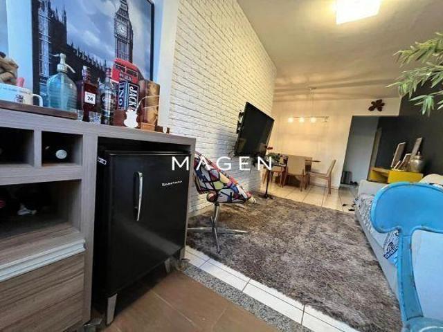 Apartamento mobiliado de 3 quartos no Alto da Glória, com 78m², 2 vagas de garagem e lazer completo