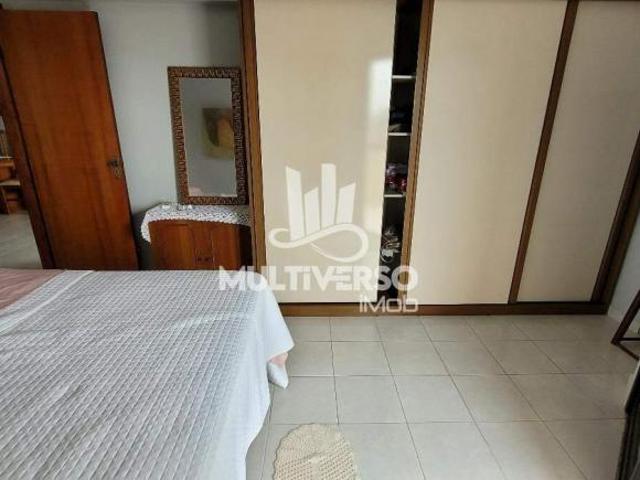 Apartamento mobiliado de 3 quartos com 130 m² na Praia Grande Tupi – à venda por R$ 750.000,00
