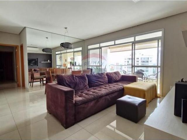 Apartamento Mobiliado de 148 metros com 3 suítes Andar Alto Park Residence