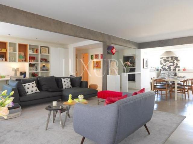 Apartamento Mobiliado de 169 m² com 2 Quartos e 2 vagas, no Itaim Bibi