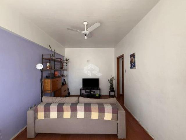 Apartamento mobiliado de 1 dormitório no Centro Histórico !