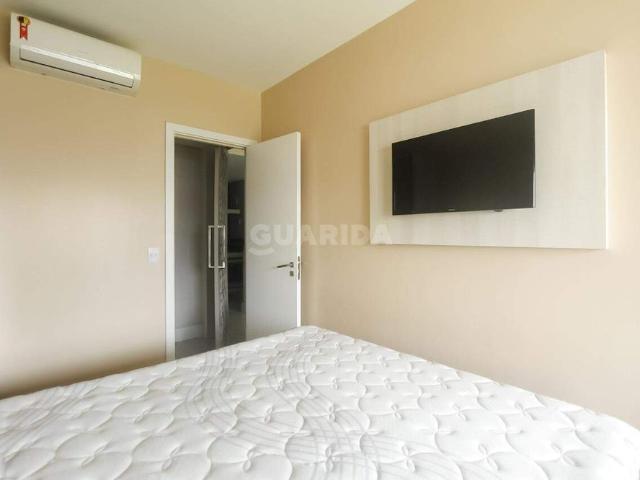 Apartamento mobiliado de 1 dormitório suíte no bairro Petrópolis. COD: 19542