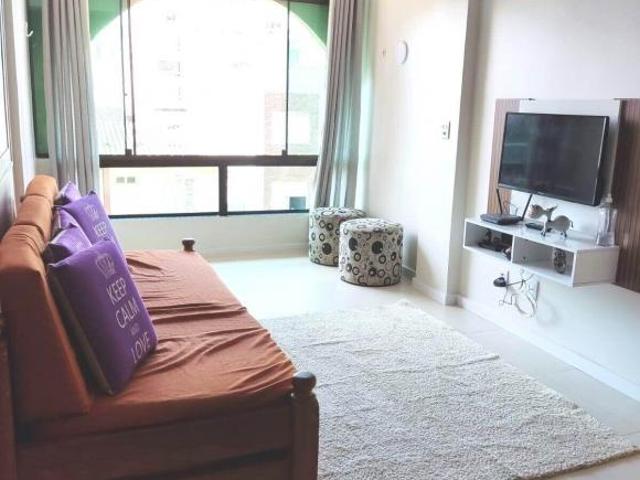 Apartamento mobiliado de 2 dormitórios