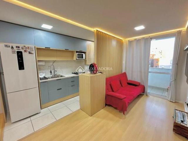 Apartamento mobiliado de 2 quartos a venda no bairro Olaria