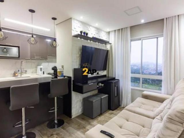 Apartamento Mobiliado de 2 Quartos com Vaga de Garagem na Reserva Raposo Excel