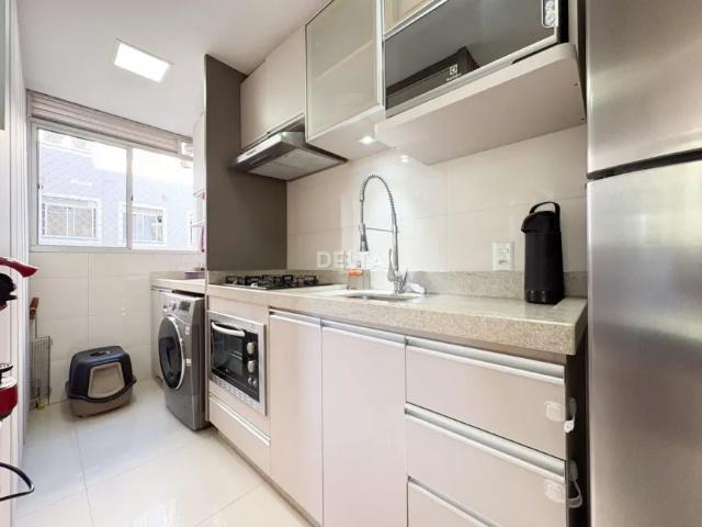 Apartamento mobiliado de 2 quartos. Prédio com infraestrutura completa. Ref: 3972