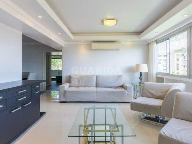 Apartamento Mobiliado de 2 suítes com Vaga Coberta no Petrópolis COD: 14655