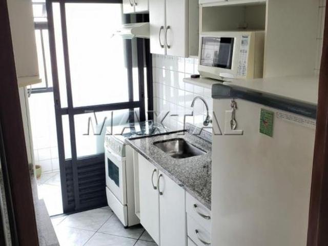 Apartamento mobiliado de 48m², 2 dormitórios e 1 vaga, no Parque Mandaqui. Imóvel com renda