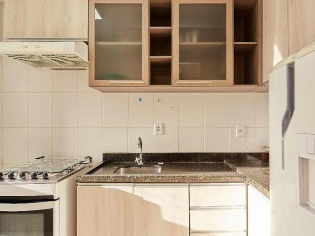 Apartamento Mobiliado de 49 m² com 2 quartos à venda em Pinheirinho