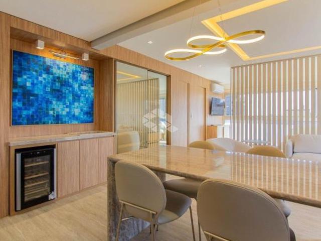 Apartamento mobiliado de 62 m2, nunca habitado 1 vaga Petrópolis