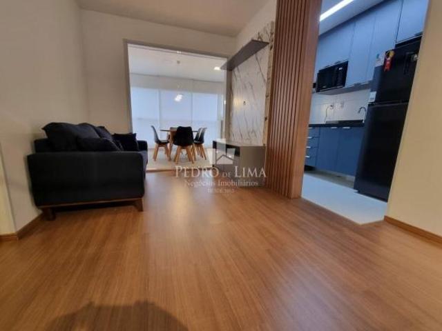Apartamento Mobiliado de 65m² com 2 Dormitórios e Duas Vagas de Garagem. Condomínio Universo Tatuapé