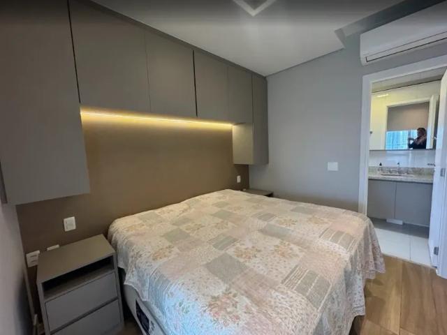 Apartamento mobiliado de 80m2, 2 suítes, 2 vagas no Brooklin São Paulo SP