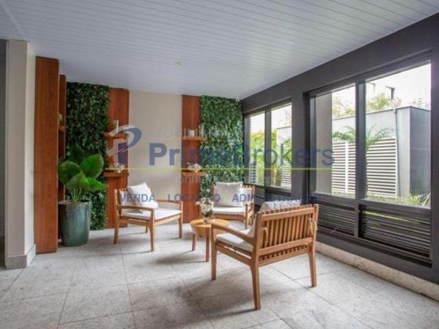 Apartamento mobiliado de alto padrão no Campo Belo ao lado do metrô