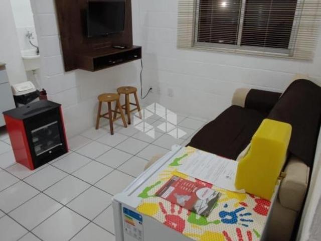 Apartamento mobiliado de dois dormitórios em Canela