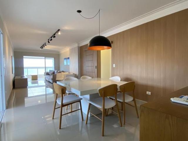 Apartamento mobiliado de Luxo à Venda no Bairro Canto do Forte, Praia Grande, SP
