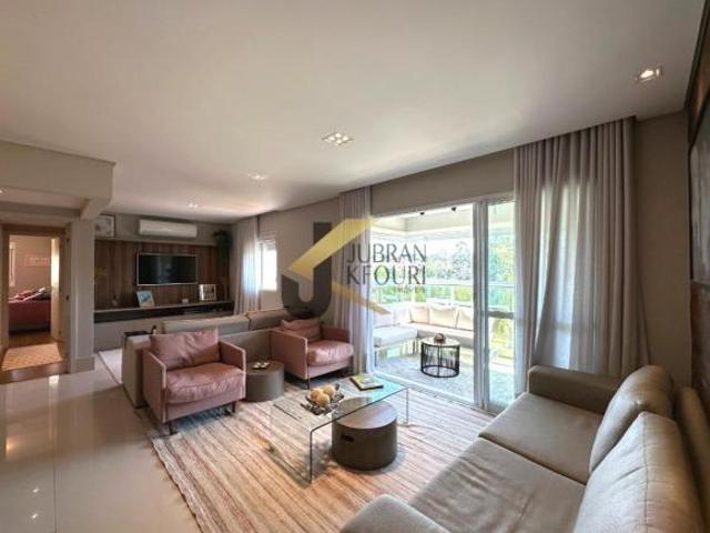 Apartamento mobiliado, decorado e equipado à venda ao lado do Shopping Galleria, com 3 suítes, laze