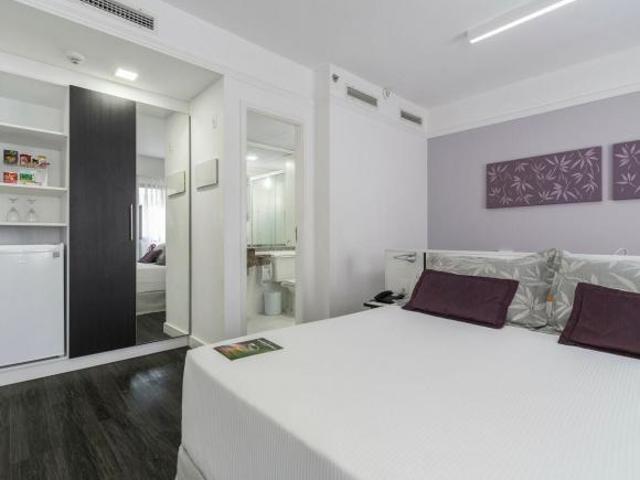 Apartamento mobiliado disponível para venda com 33m² e 01 vaga de garagem