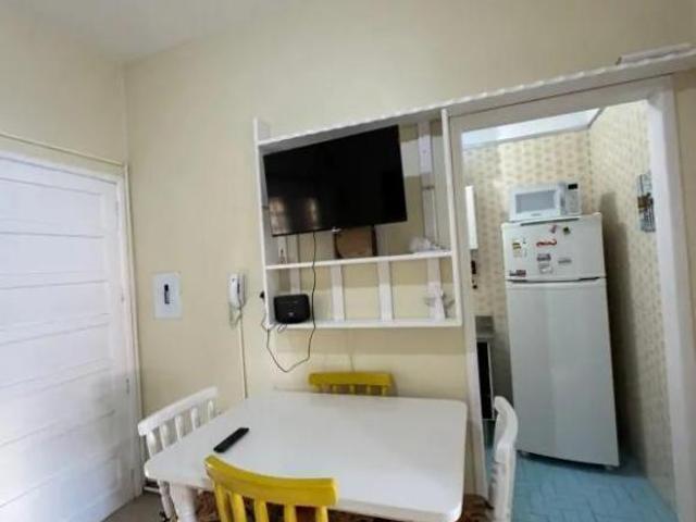 Apartamento Mobiliado e com Box na Av da Igreja em Tramandaí