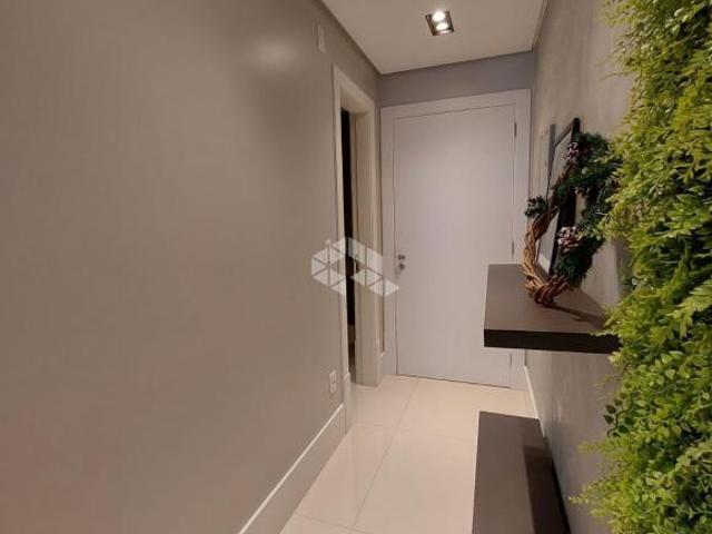Apartamento mobiliado e decorado, 02 dorm 87 m² privativos em localização nobre