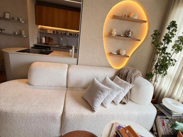 Apartamento mobiliado e decorado em alto padrão a venda no Quintal Moinhos
