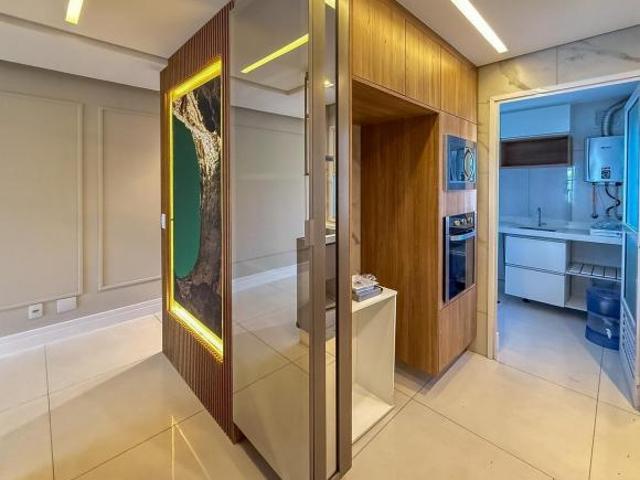 APARTAMENTO MOBILIADO E DECORADO EM CONDOMÍNIO EXCLUSIVO