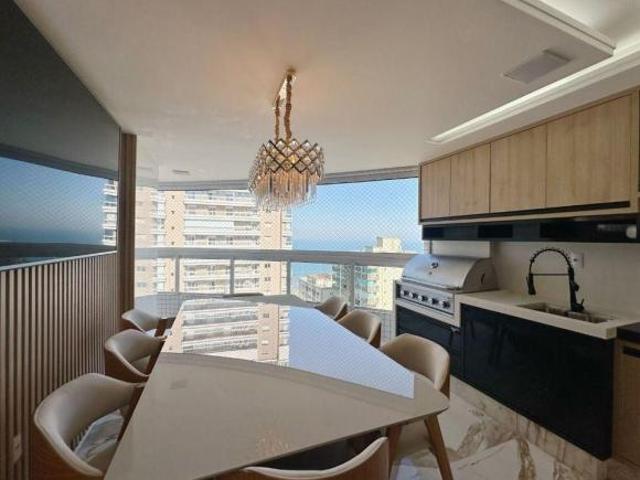 Apartamento Mobiliado e Decorado no Canto do Forte em Praia Grande com 3 Quartos