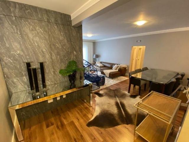 Apartamento mobiliado e decorado no centro de Gramado!
