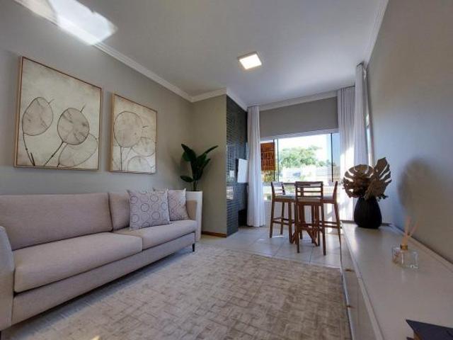 Apartamento mobiliado e decorado no centro de Tramandaí!