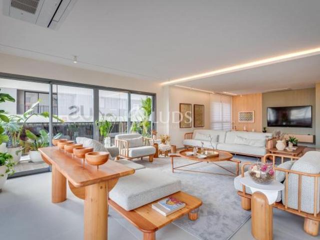 Apartamento Mobiliado e Decorado no Selena By Opus
