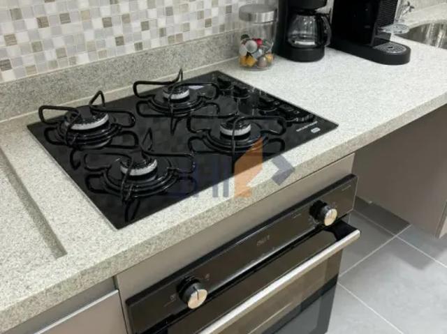 Apartamento mobiliado e equipado, com 37 m² na Barra Funda para venda