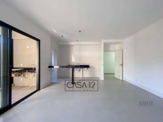 Apartamento mobiliado e recém reformado com 2 suítes à venda, 85 m² por R$ 1.603.000 Enseada Uba