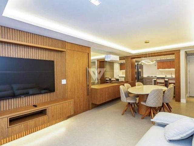 APARTAMENTO MOBILIADO E REFORMADO 3 QUARTOS 1 SUÍTE 1 VAGA 103M² BATEL