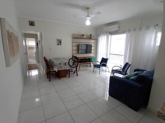 Apartamento mobiliado e reformado de 2 quartos