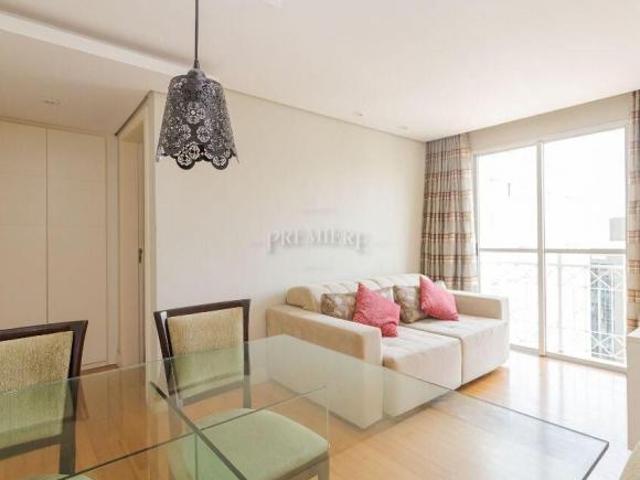 Apartamento mobiliado em condomínio clube Água V