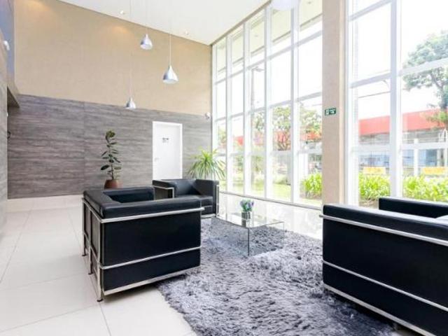 Apartamento Mobiliado em Andar Alto no Novo Mundo com 2 Vagas Livres